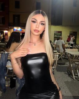 Chanel Blair Forconi